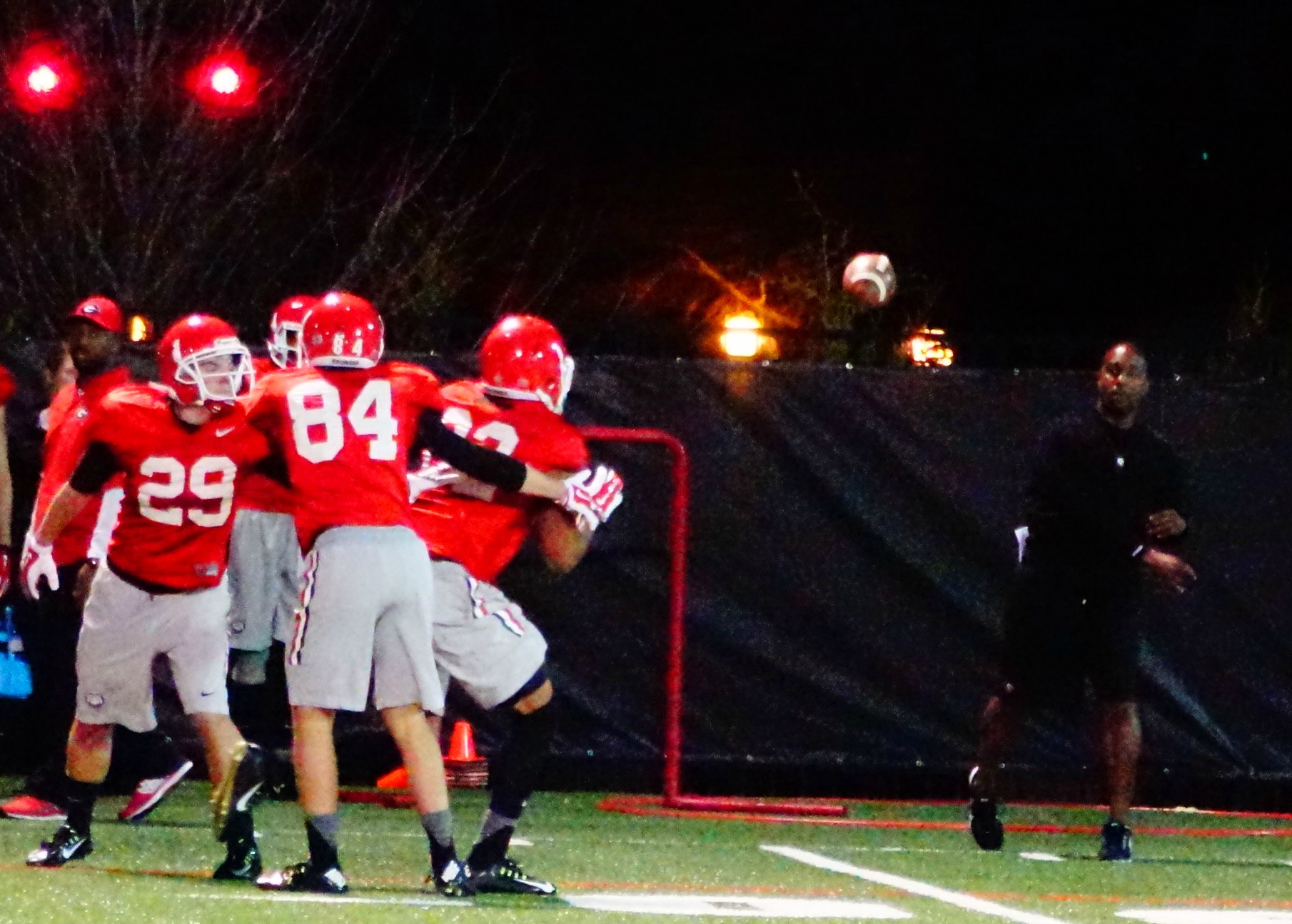 Michael Chigbu receives pass from Bryan McClendon – Bulldawg Illustrated