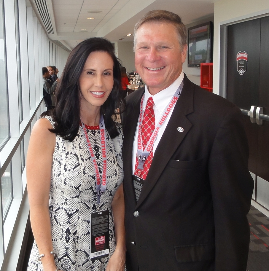 Sandra Kate and John Ellington – Bulldawg Illustrated